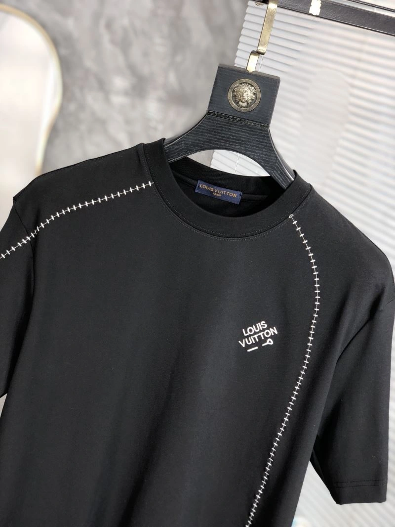 Exact replica Louis Vuitton T-Shirts