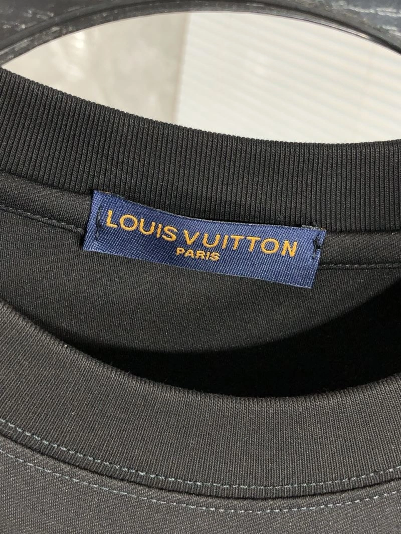 Exact replica Louis Vuitton T-Shirts