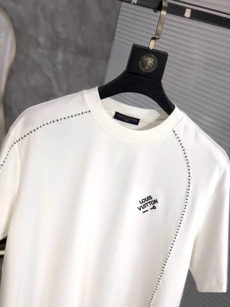 Precise copy Louis Vuitton T-Shirts