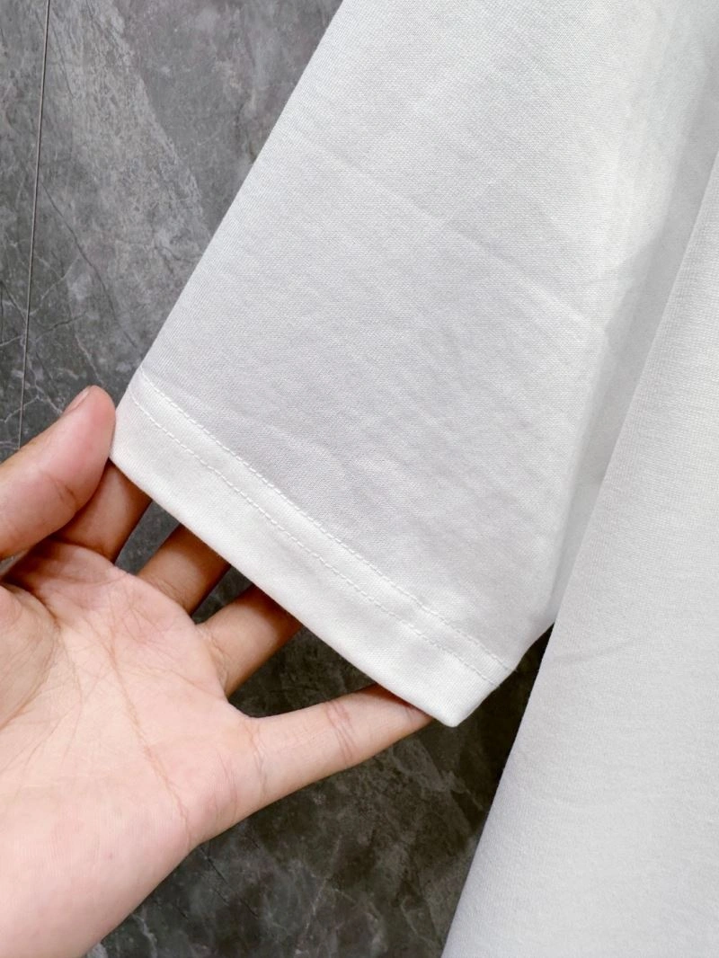 Official Louis Vuitton T-Shirts