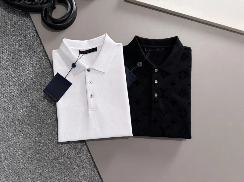 Top mirror Louis Vuitton T-Shirts