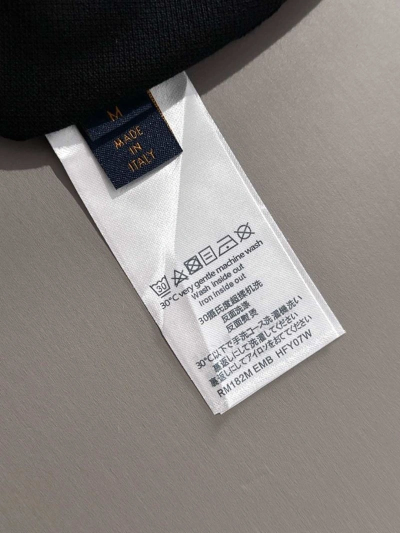 Precise copy Louis Vuitton T-Shirts