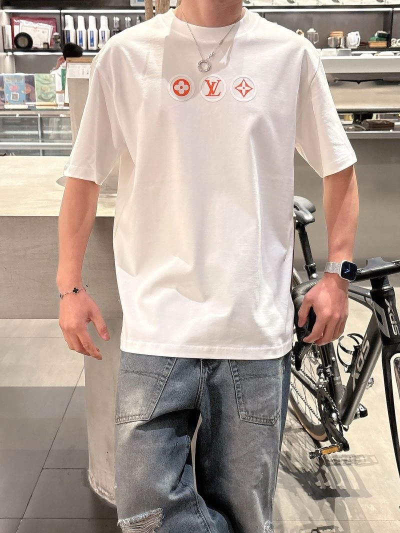 Inexpensive Louis Vuitton T-Shirts