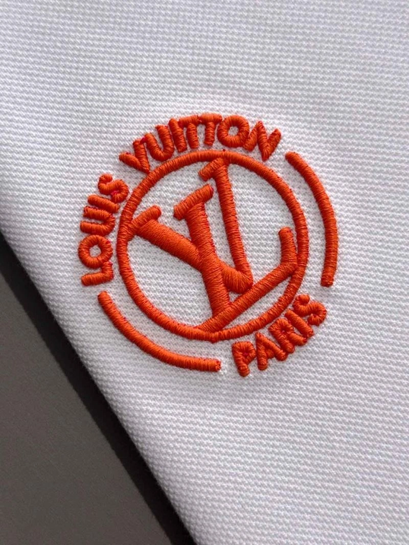 Factory-made Louis Vuitton T-Shirts