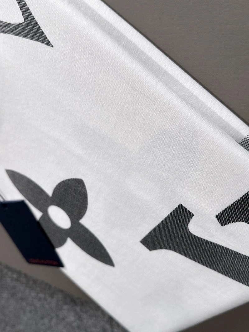 Economical Louis Vuitton T-Shirts