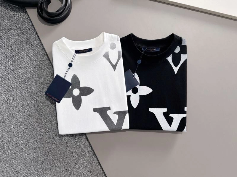 Inexpensive Louis Vuitton T-Shirts