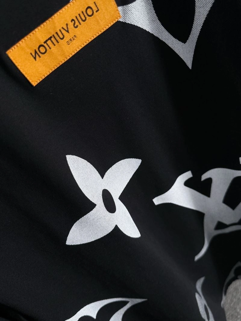 Inexpensive Louis Vuitton T-Shirts