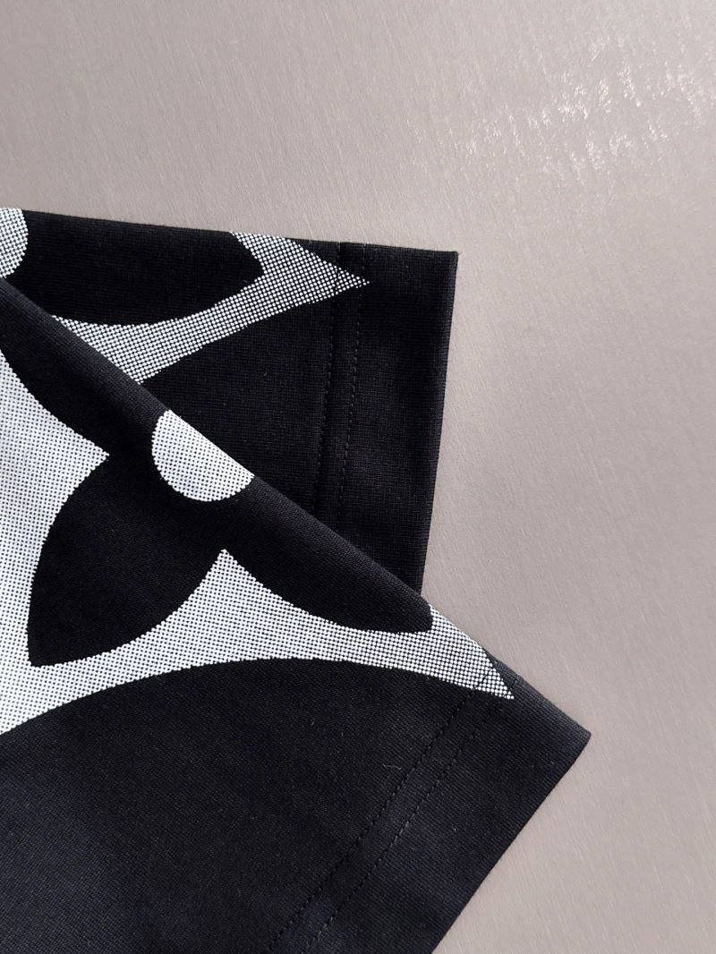 Inexpensive Louis Vuitton T-Shirts