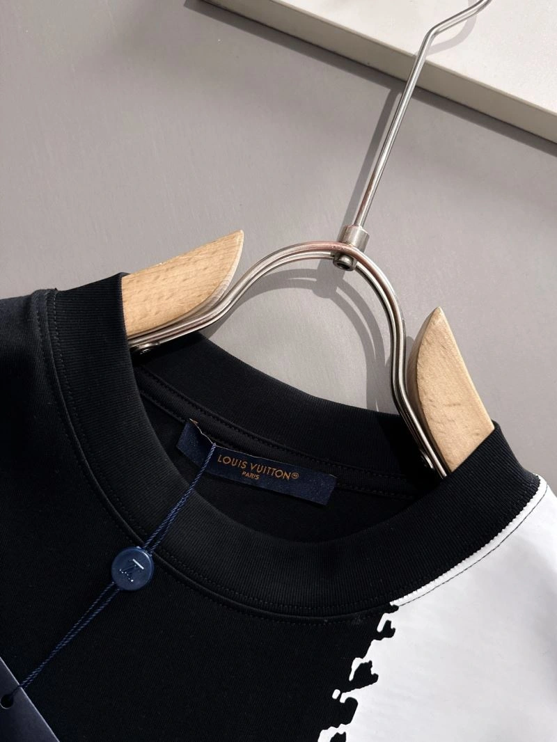 Official Louis Vuitton T-Shirts