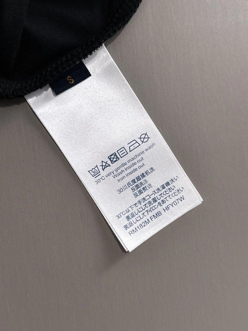 Official Louis Vuitton T-Shirts