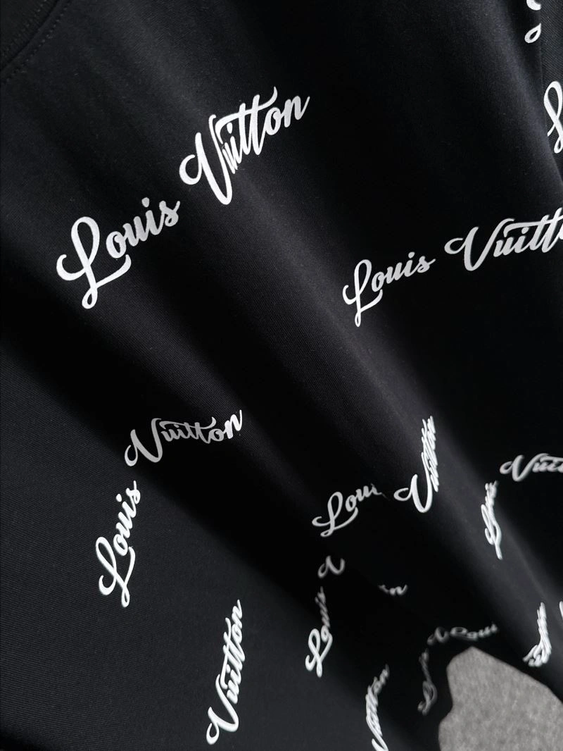 Low-cost Louis Vuitton T-Shirts