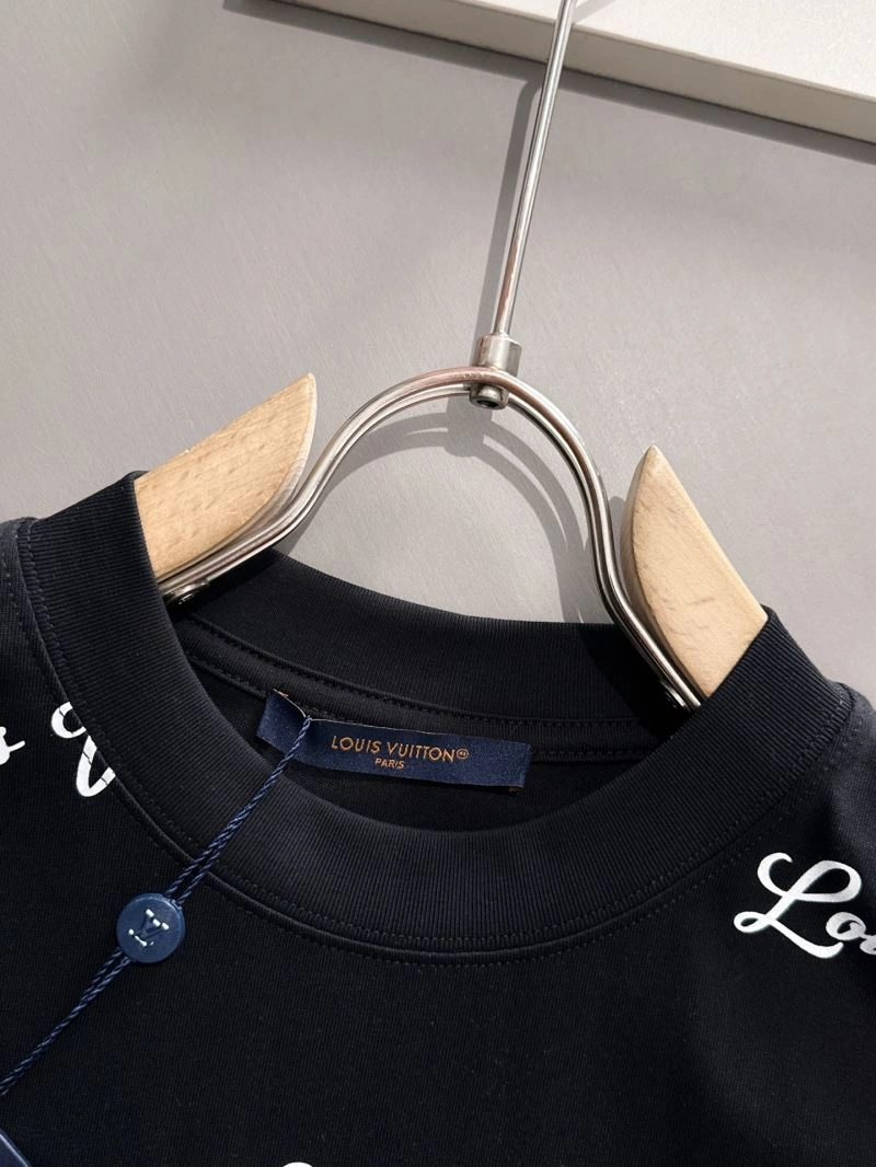 Low-cost Louis Vuitton T-Shirts
