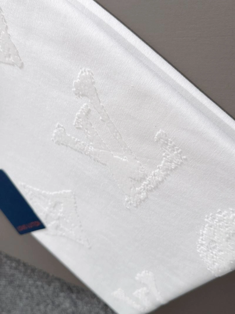 Value-priced Louis Vuitton T-Shirts