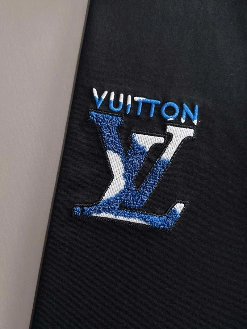 Low-cost Louis Vuitton T-Shirts