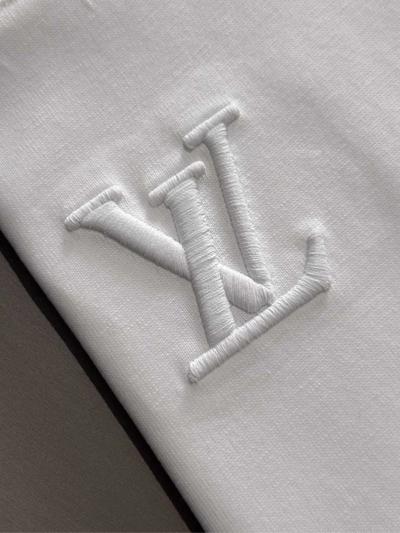 Inexpensive Louis Vuitton T-Shirts