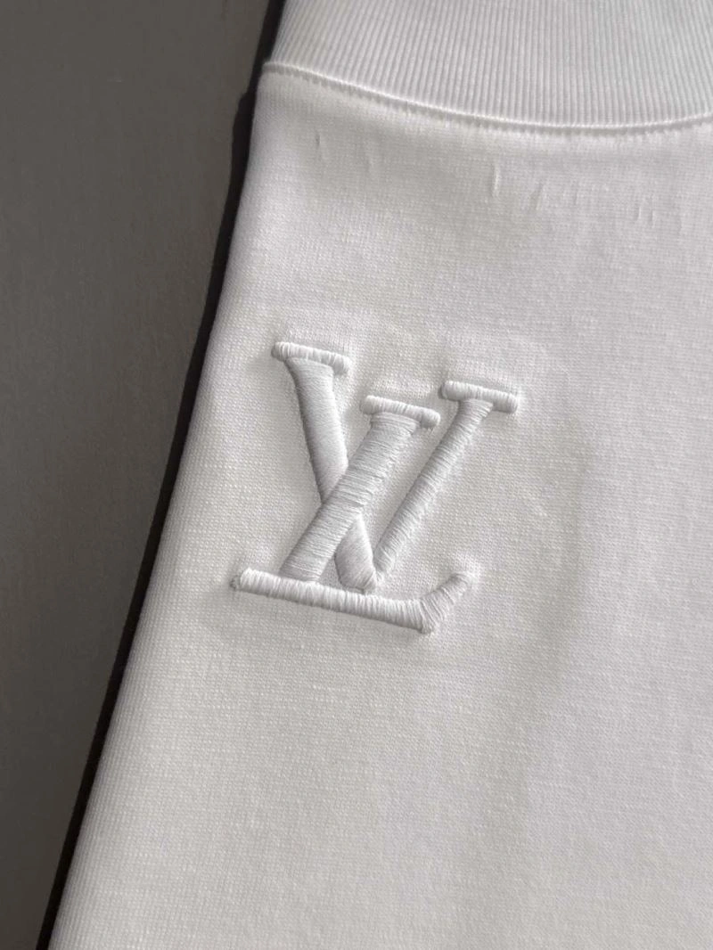 Inexpensive Louis Vuitton T-Shirts