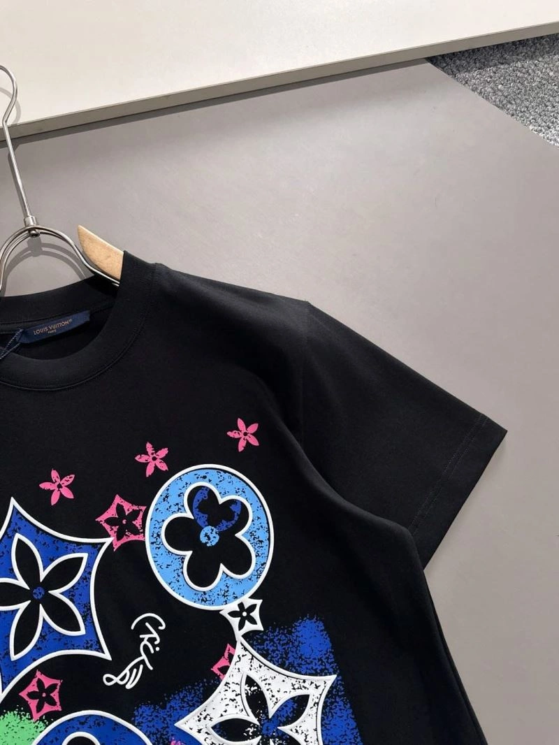 Indistinguishable Louis Vuitton T-Shirts