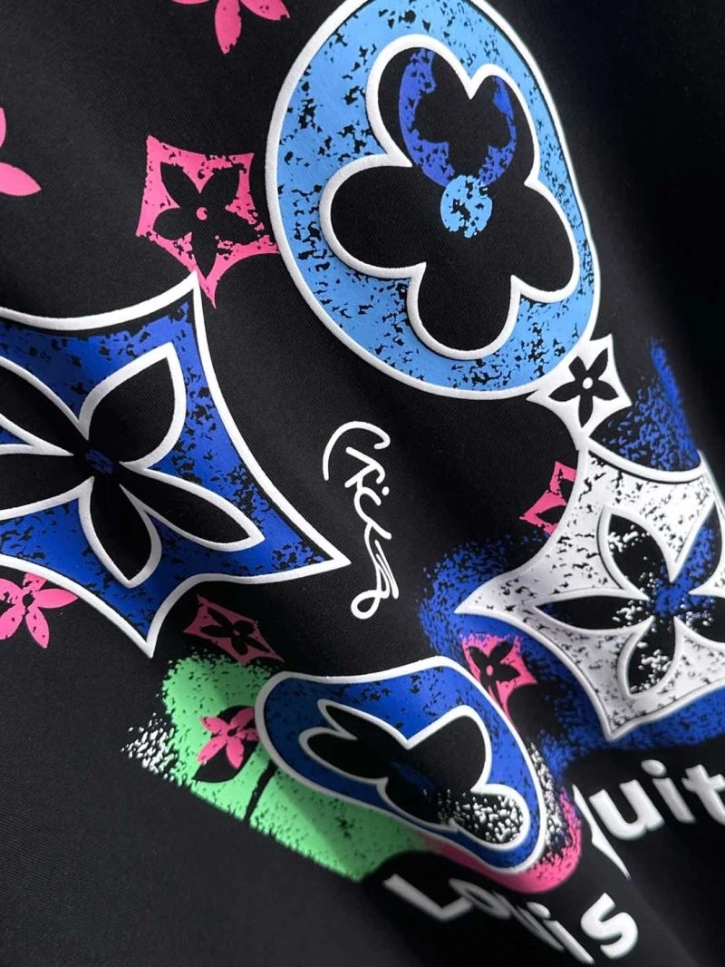 Indistinguishable Louis Vuitton T-Shirts