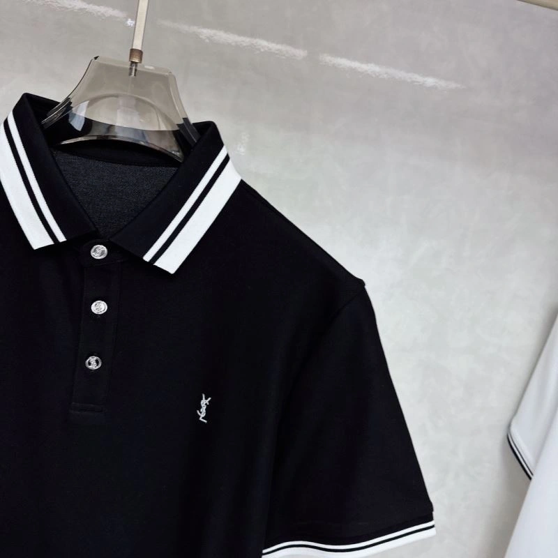 Accurate model Louis Vuitton T-Shirts