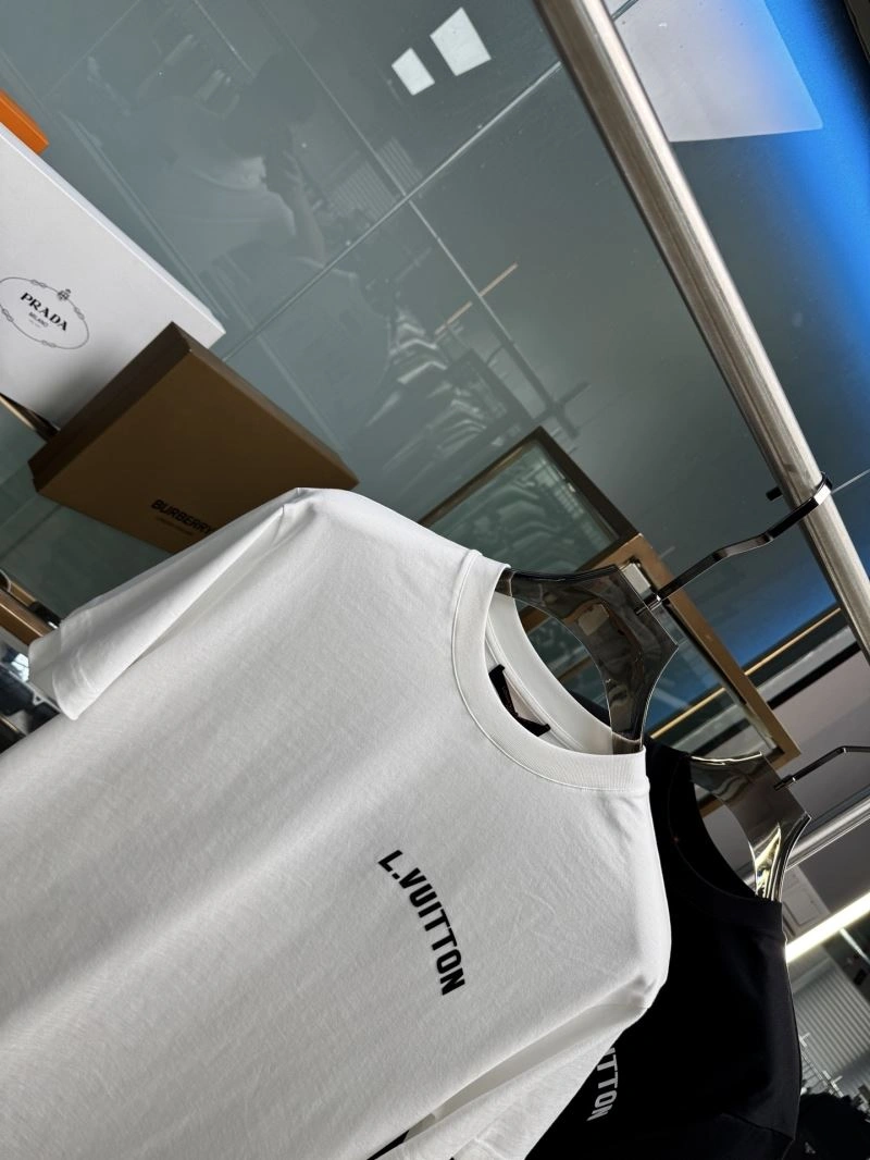 Factory-made Louis Vuitton T-Shirts