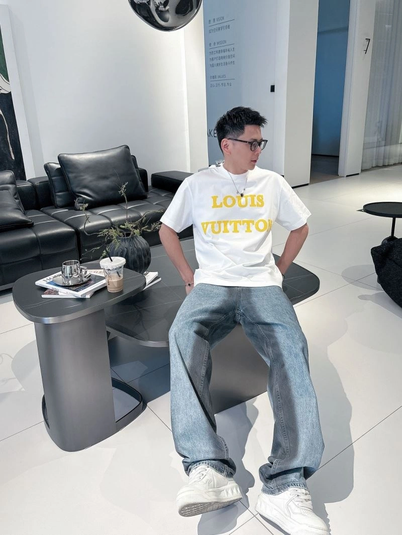 Perfect replica Louis Vuitton T-Shirts