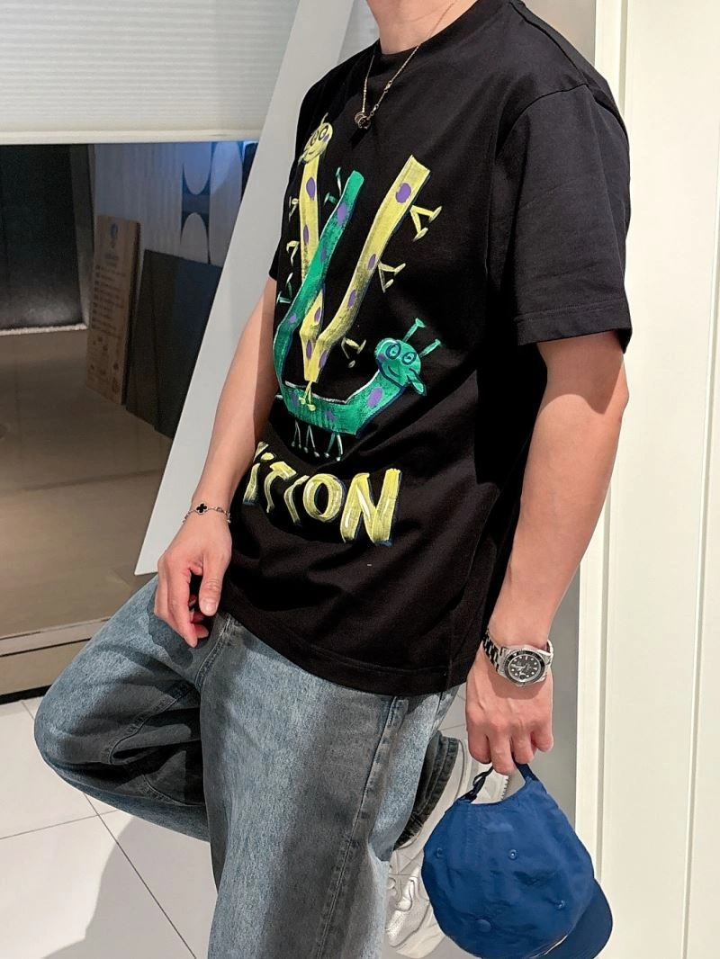 Exact replica Louis Vuitton T-Shirts
