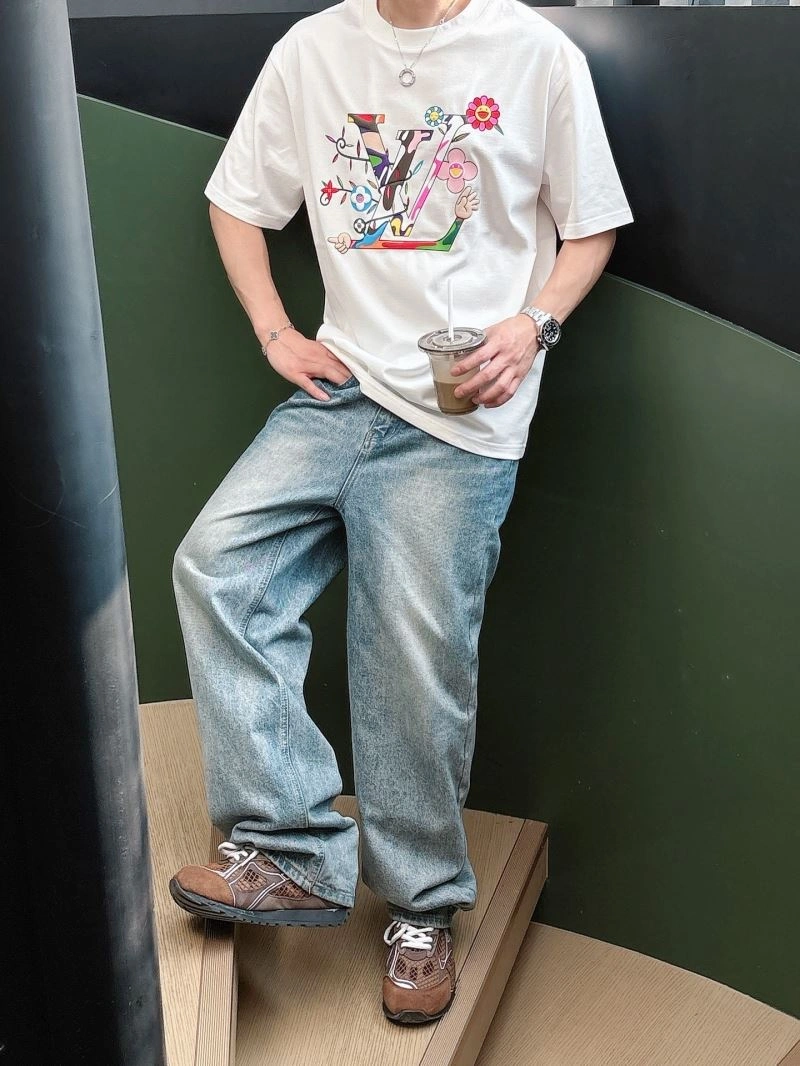 Exact replica Louis Vuitton T-Shirts