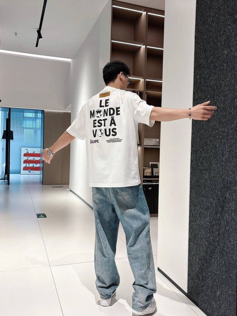 Low-cost Louis Vuitton T-Shirts