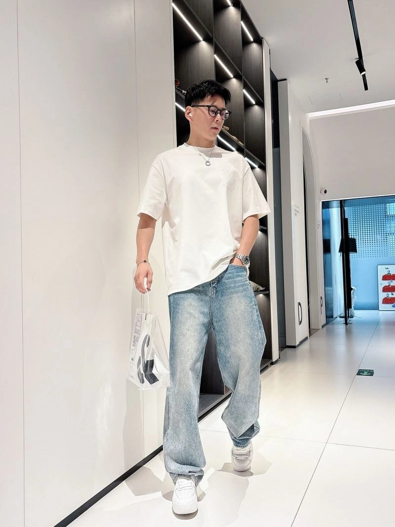 Genuine Louis Vuitton T-Shirts