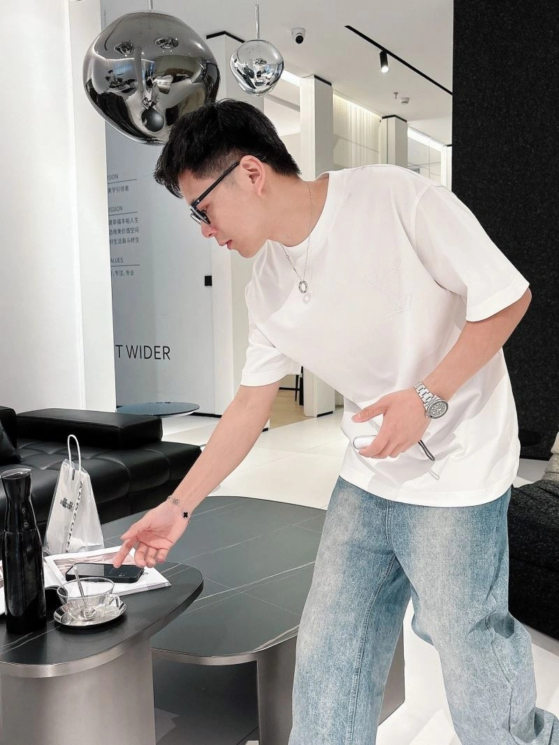 Genuine Louis Vuitton T-Shirts