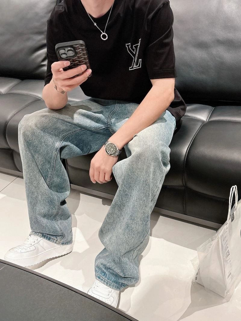 Value-priced Louis Vuitton T-Shirts