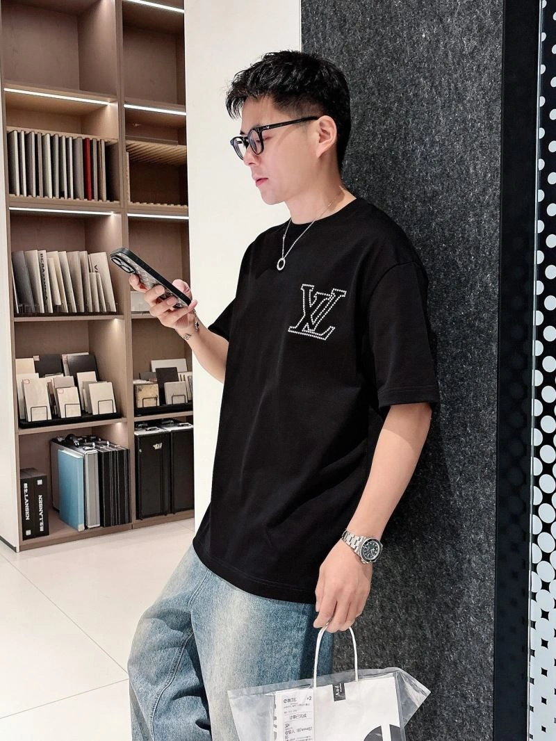 Value-priced Louis Vuitton T-Shirts