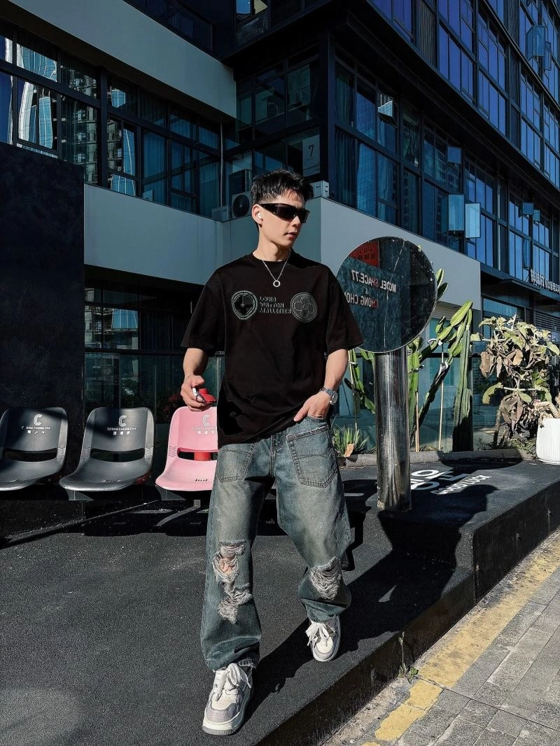 Inexpensive Louis Vuitton T-Shirts