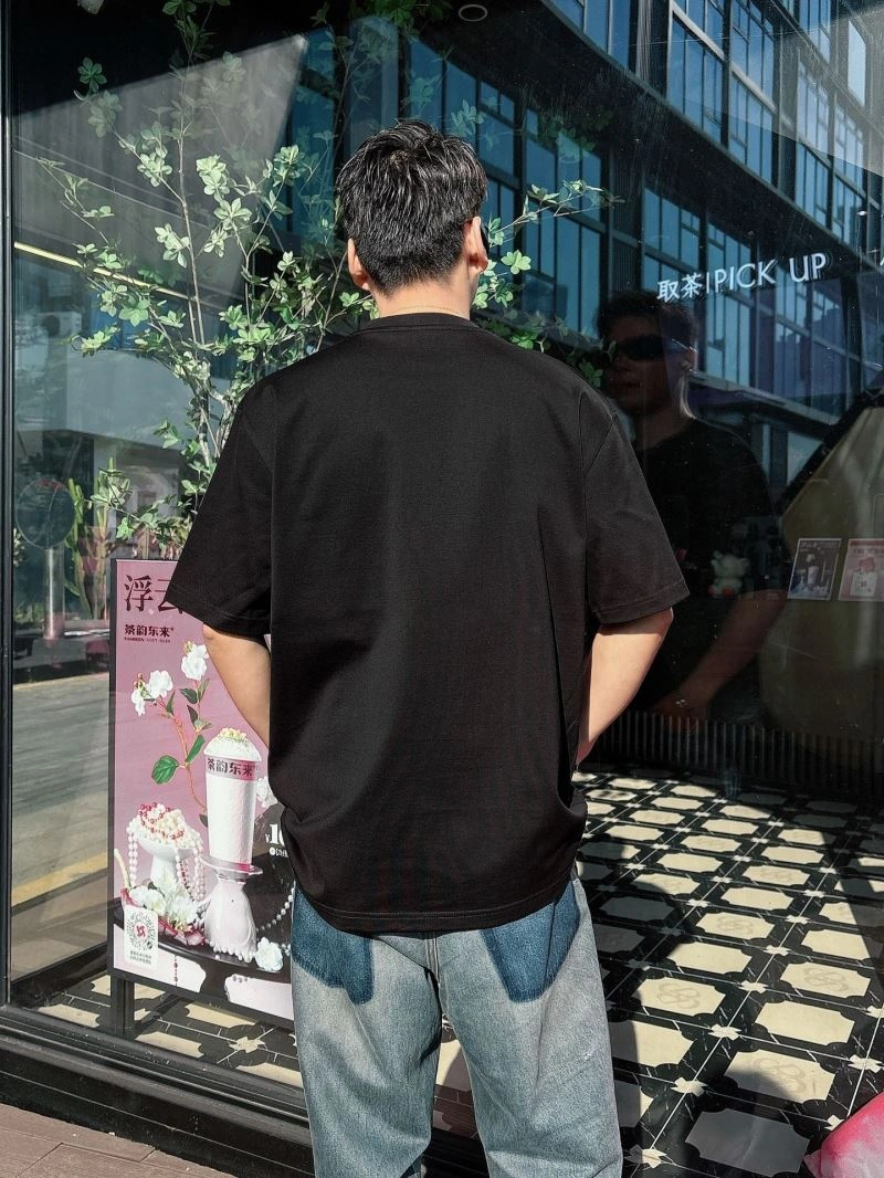 Inexpensive Louis Vuitton T-Shirts
