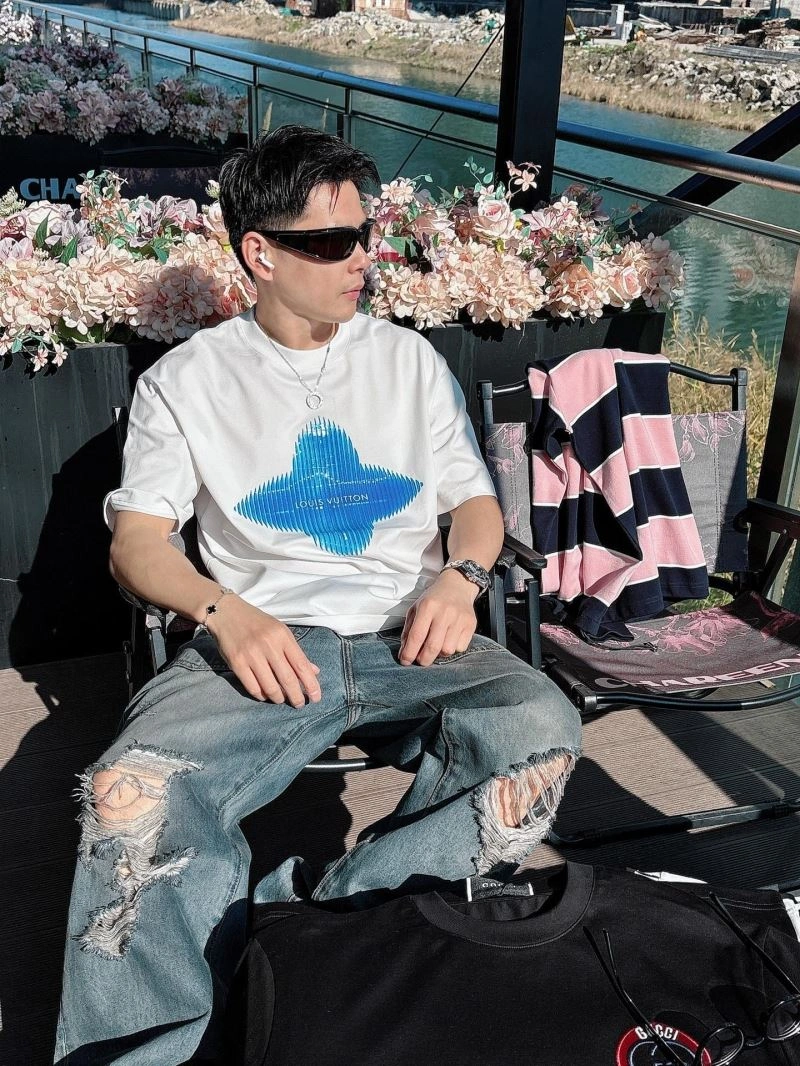 Budget-friendly Louis Vuitton T-Shirts