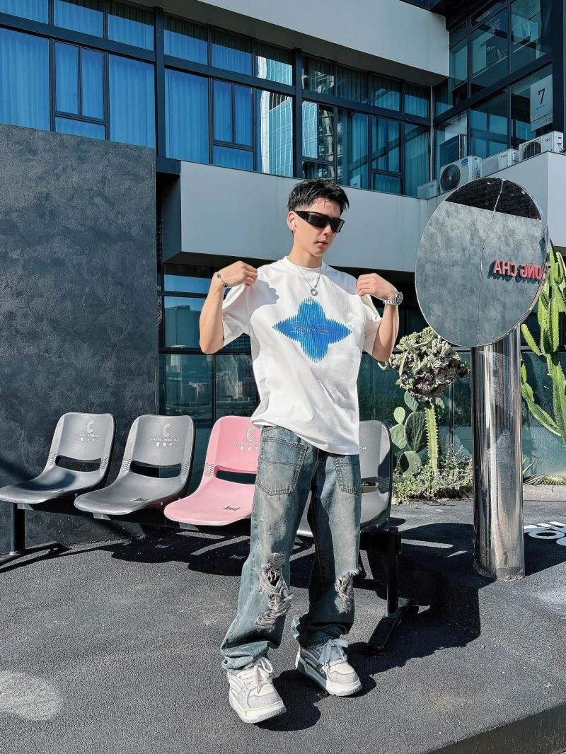 Budget-friendly Louis Vuitton T-Shirts