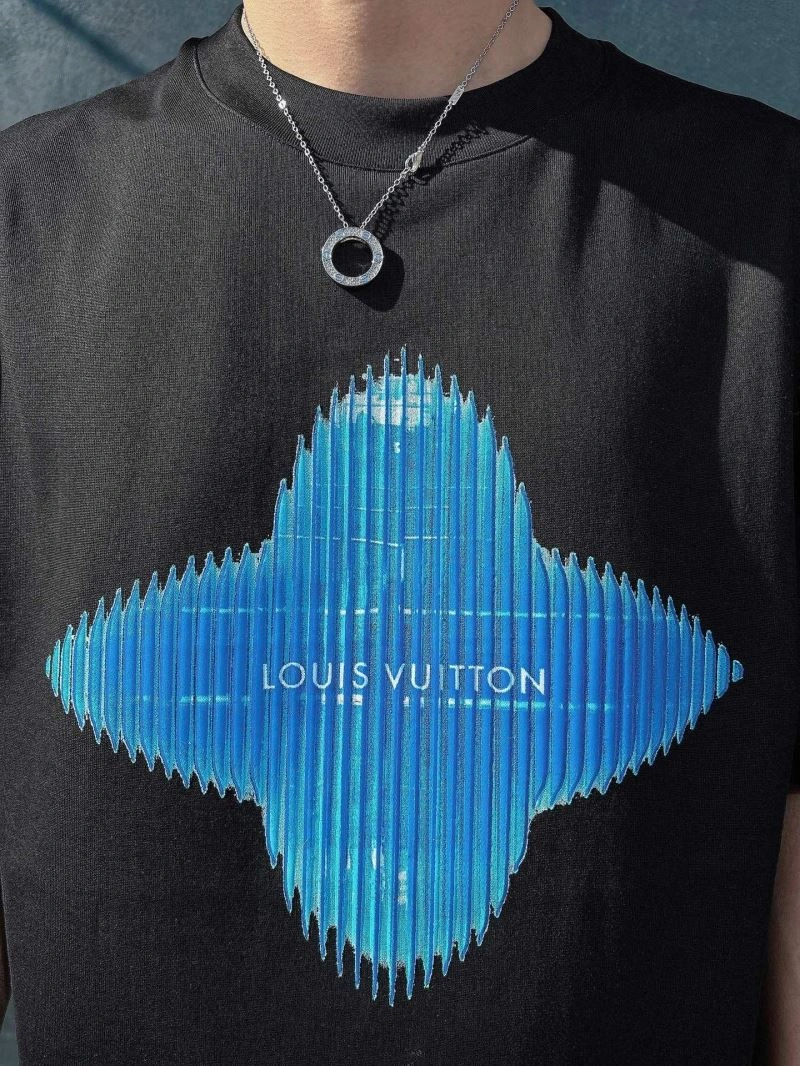 Top match Louis Vuitton T-Shirts