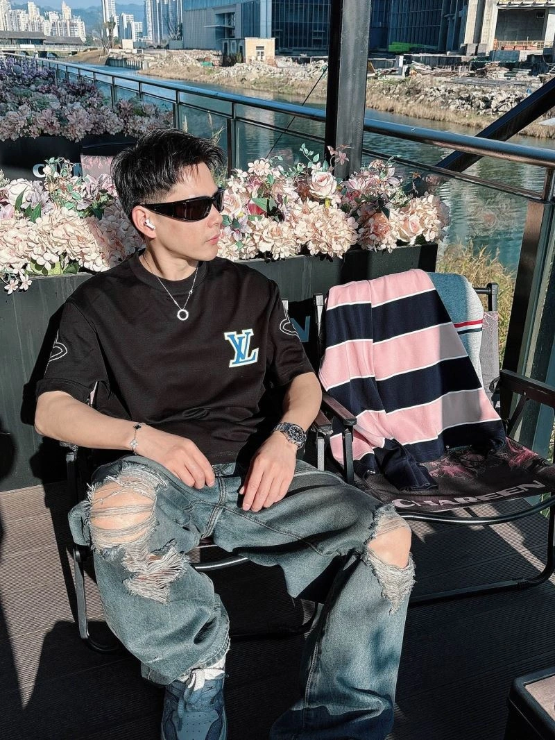 Real Louis Vuitton T-Shirts