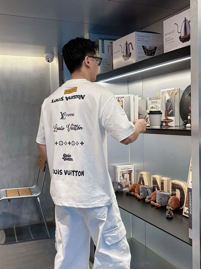 Reasonably priced Louis Vuitton T-Shirts