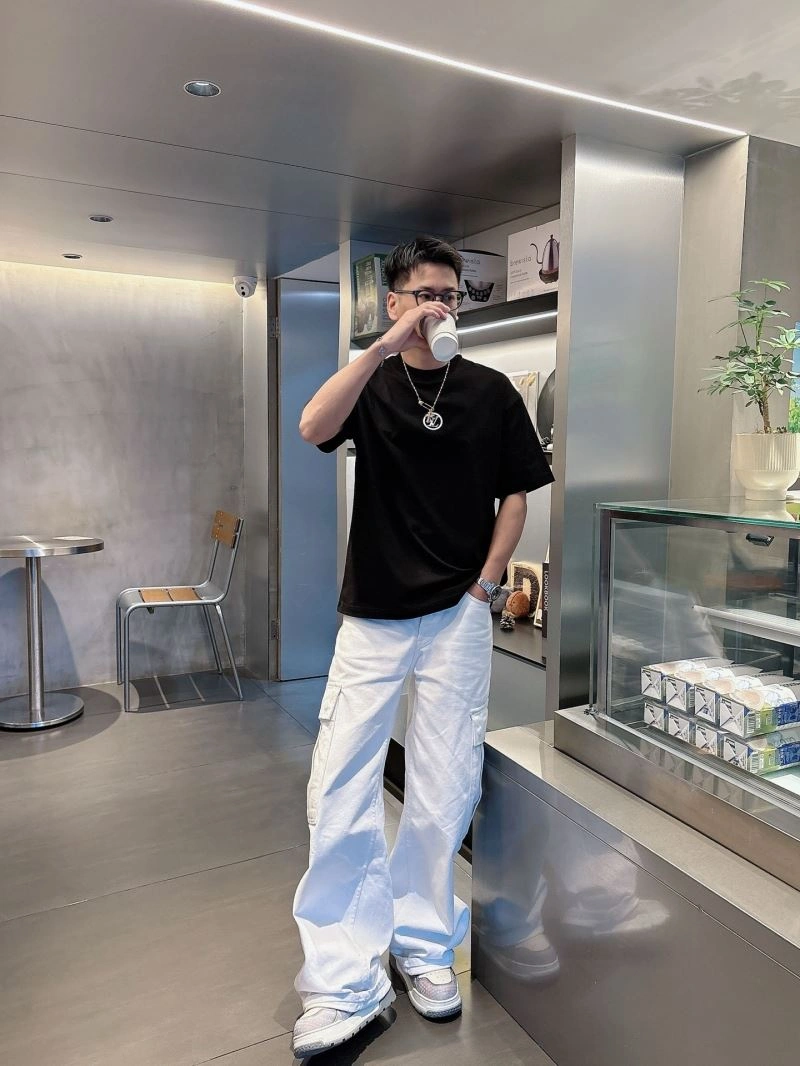 Brand-authenticated Louis Vuitton T-Shirts