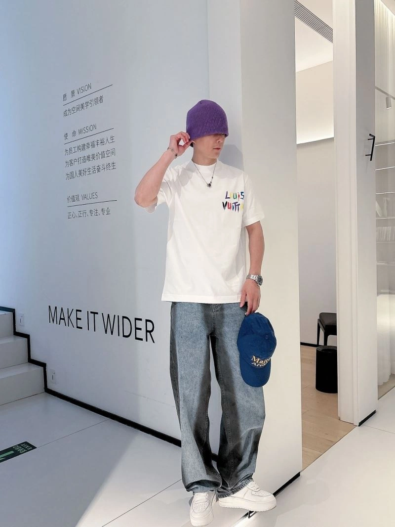 High accuracy Louis Vuitton T-Shirts