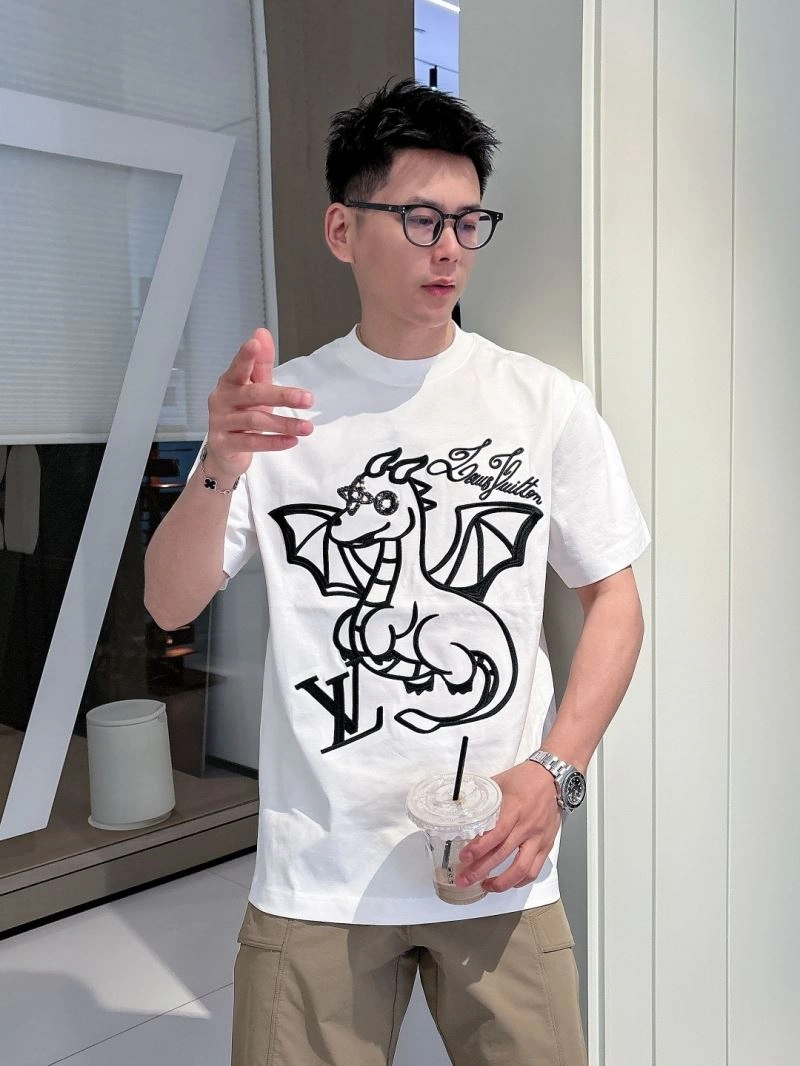High accuracy Louis Vuitton T-Shirts