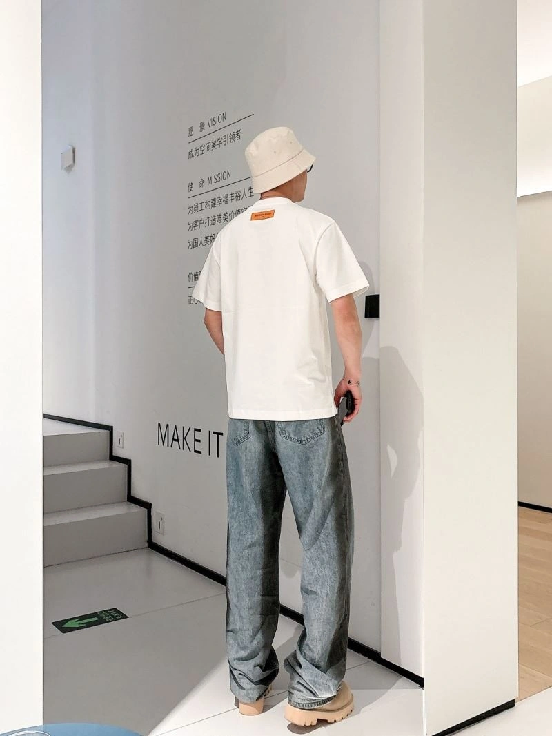Precise copy Louis Vuitton T-Shirts