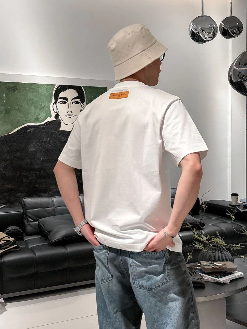 Precise copy Louis Vuitton T-Shirts