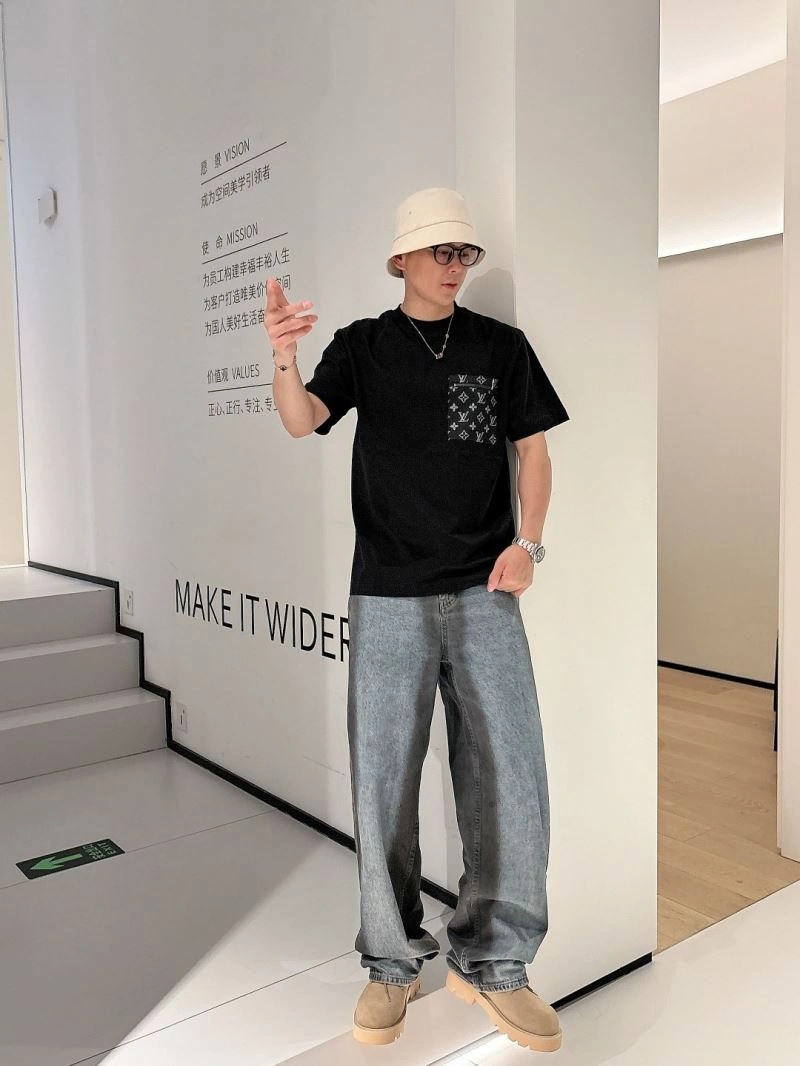 1:1 copy Louis Vuitton T-Shirts