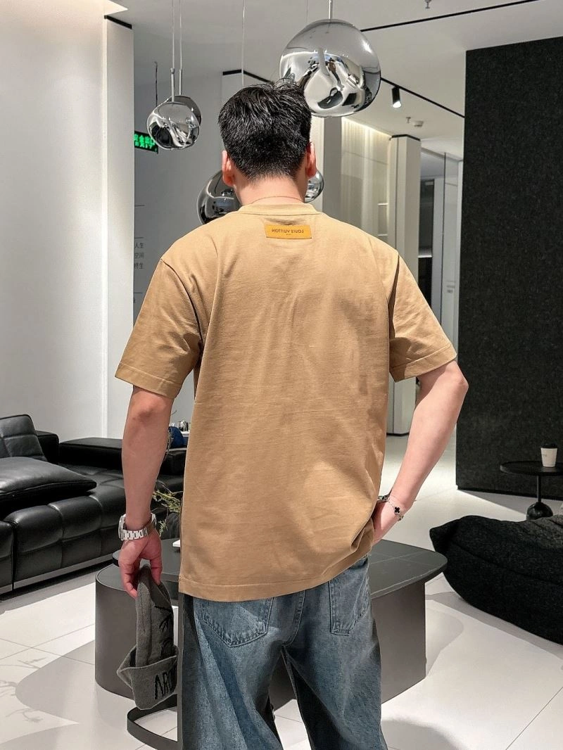 Exact replica Louis Vuitton T-Shirts