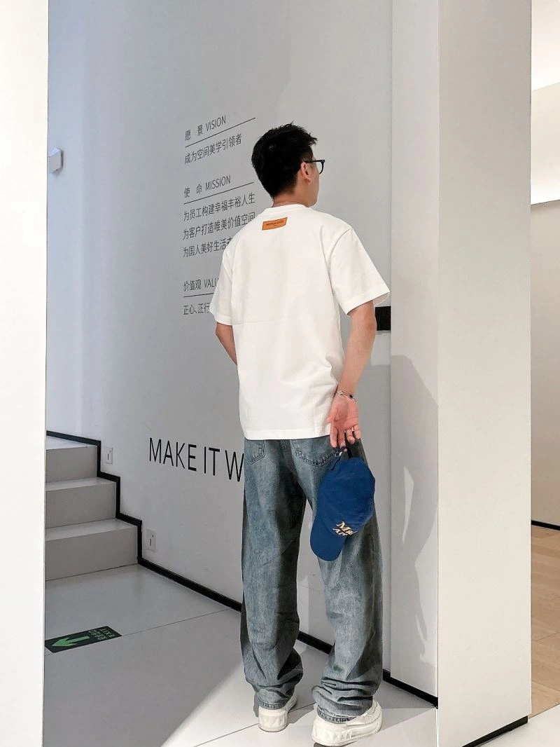 Top mirror Louis Vuitton T-Shirts