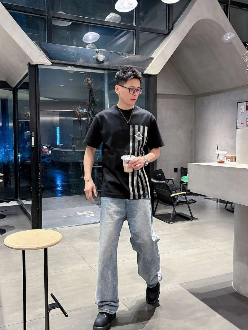 Value-priced Louis Vuitton T-Shirts