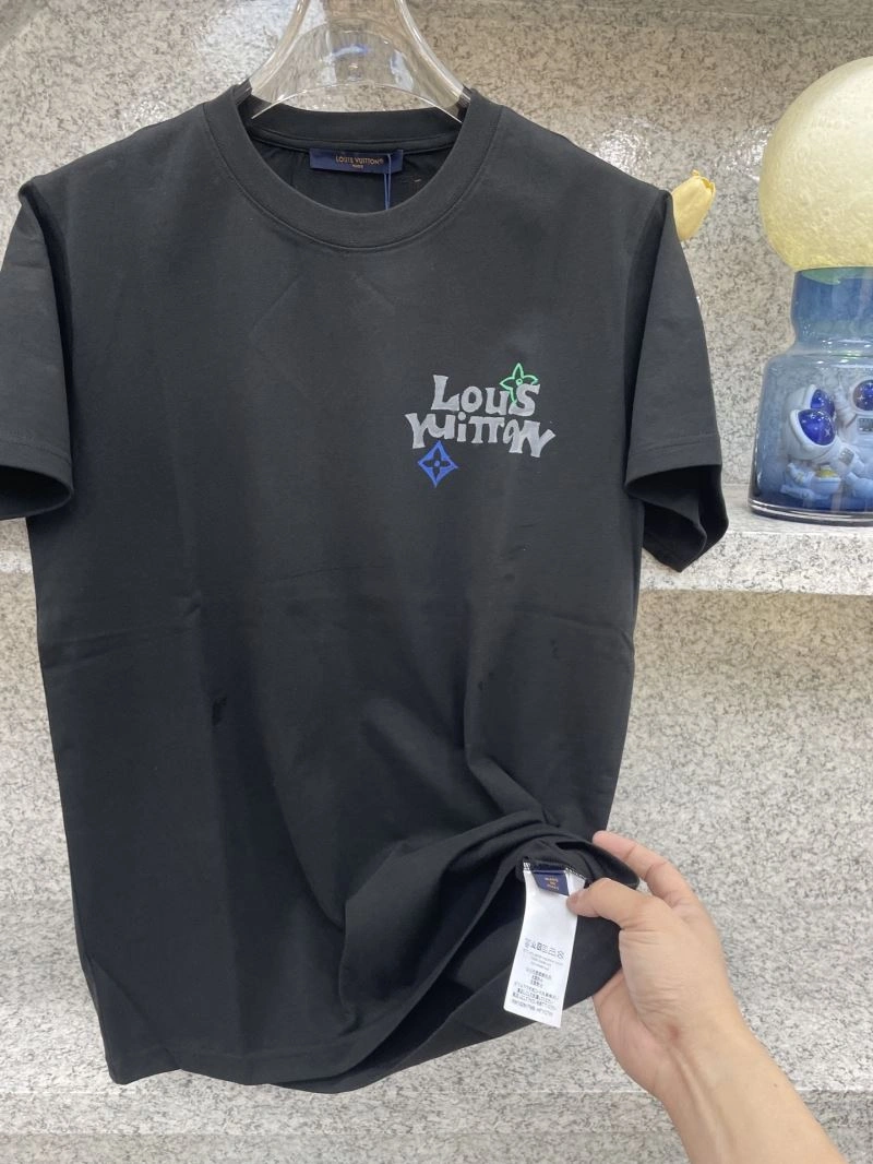 Perfect replica Louis Vuitton T-Shirts