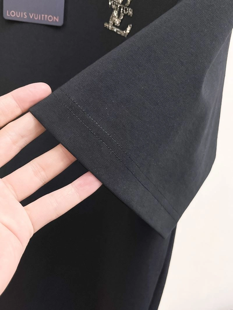 Top match Louis Vuitton T-Shirts